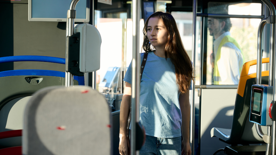 How Can GPS Watches Support Safety During School Commutes on Public Tr.